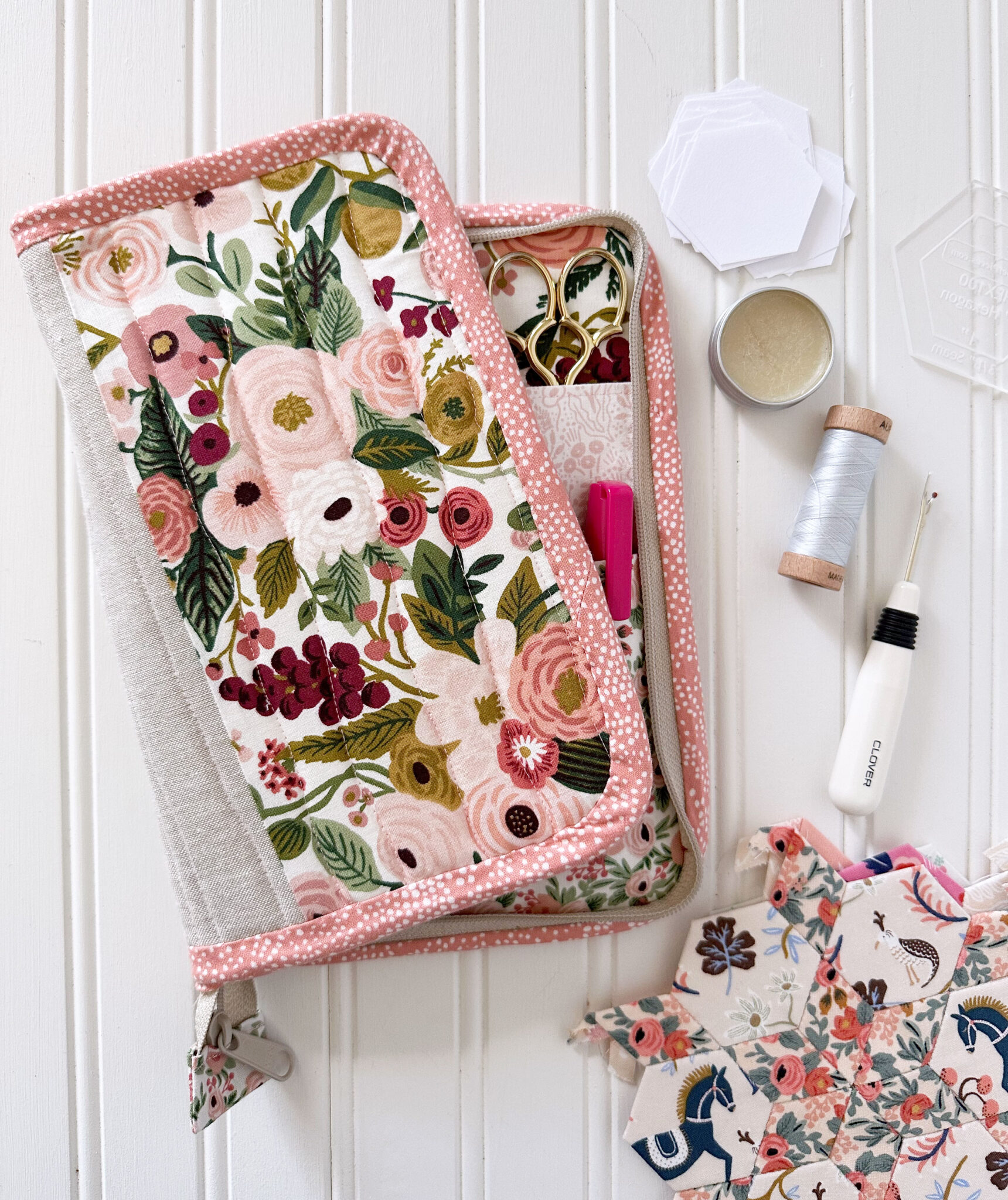 Rosa Supply Case Sew Along - Clover & Violet